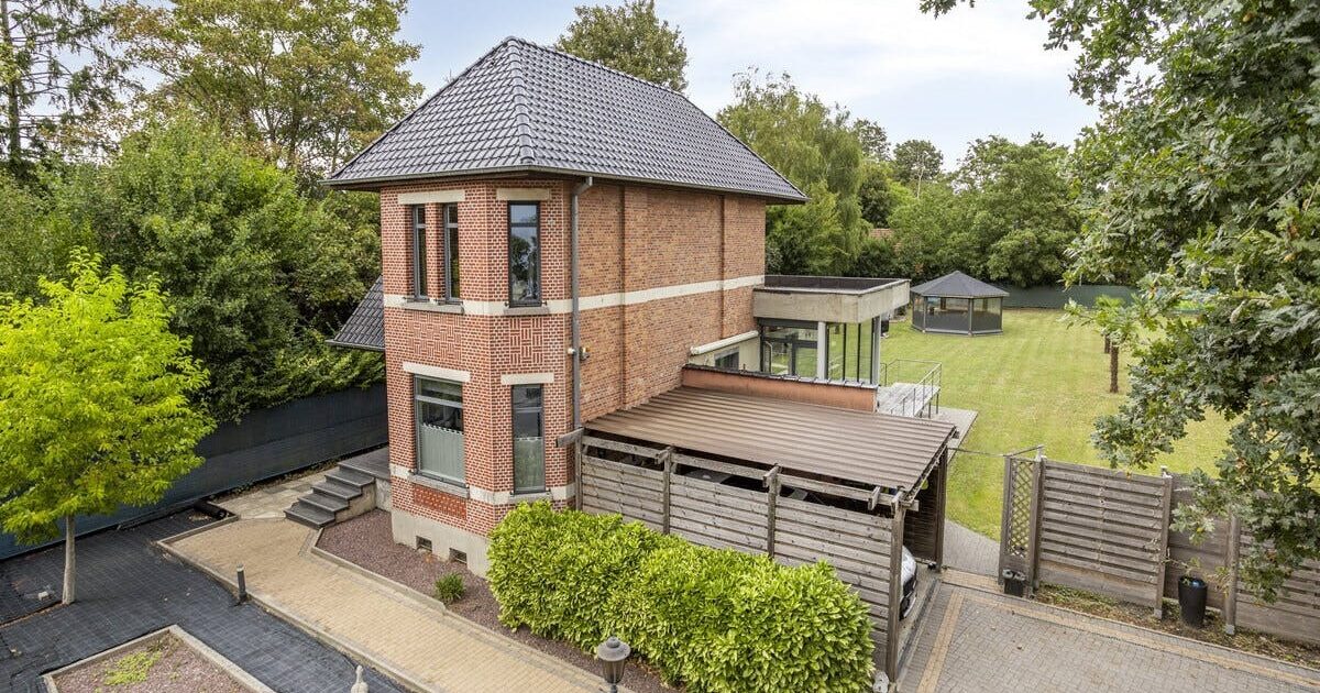 Patrimoniumvennootschap met een charmante villa met… | Overnamemarkt